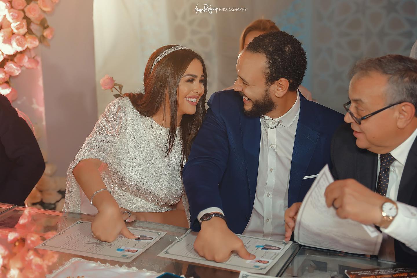تفاصيل قصة حب أحمد خالد صالح وهنادي مهنا في ذكرى زواجهما الثالثة مجلة هي